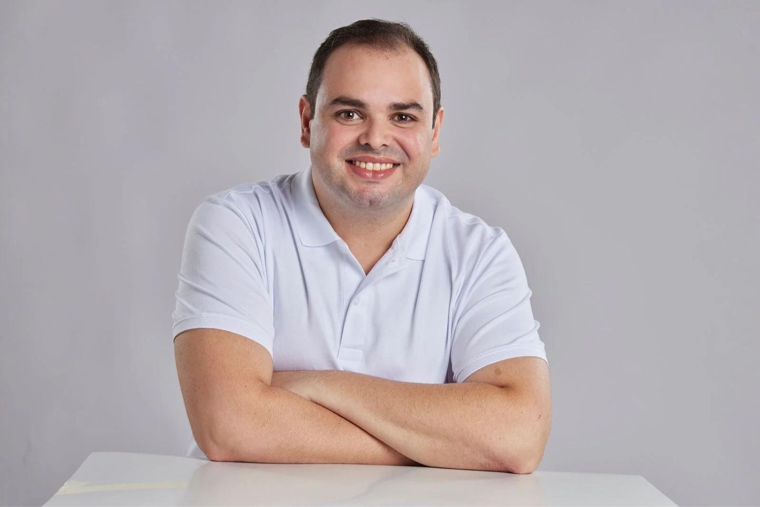 David se distancia de Amom e Cidade quase dobra intenções de voto em ...